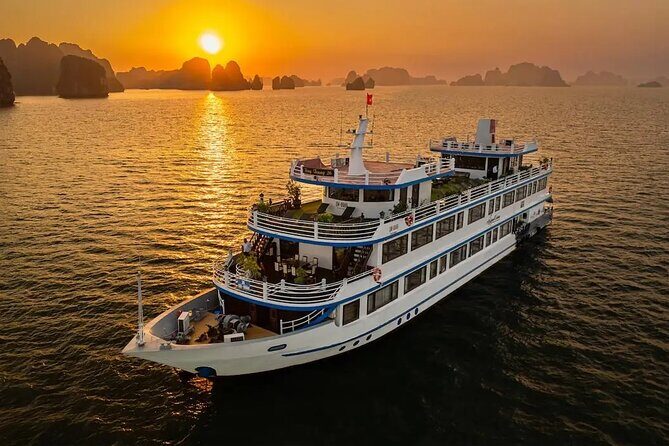 Explore Halong & Bai Tu Long Bay in 2 Days 1 Night from Hanoi - Key Points