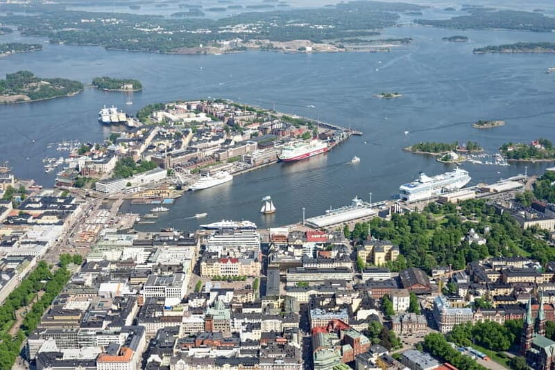 Explore Helsinki in any weather, using the Saxdor 320 GTC. - Final Thoughts: Who Is This Tour Best For?