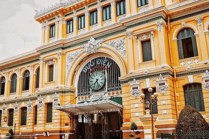 Explore Ho Chi Minh City with Private Walking and Jeep Tour - Deep Dive Into the Itinerary