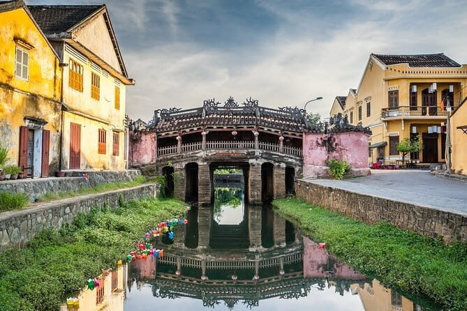 Explore Hoi An on Foot - Why Choose a Walking Tour in Hoi An?