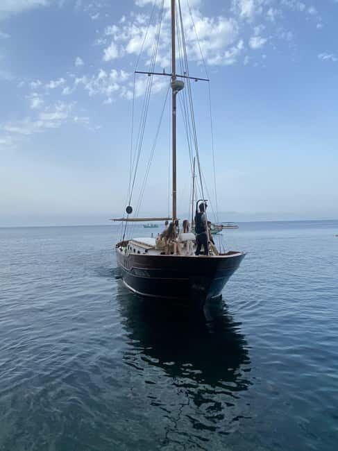 Explore Ischia by Sea: Swimming, Relaxation, Local Flavors - An In-Depth Look at the Ischia Sea Experience