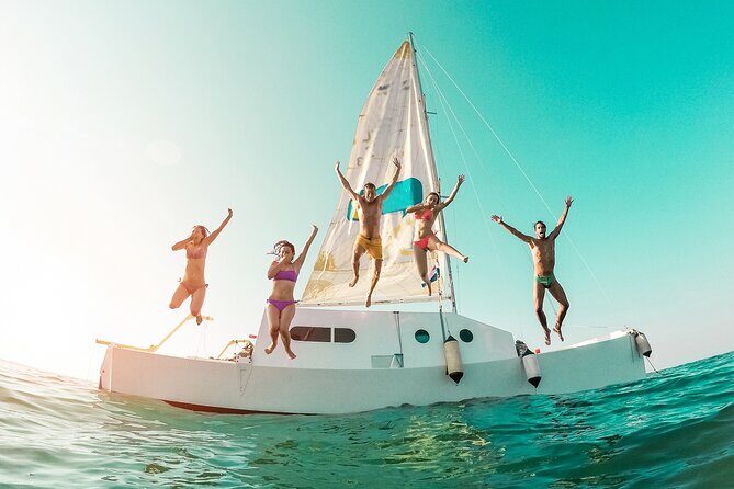 Explore Isla Mujeres Catamaran Snorkeling and Lunch Adventure - Exploring the Isla Mujeres Catamaran Snorkeling and Lunch Adventure