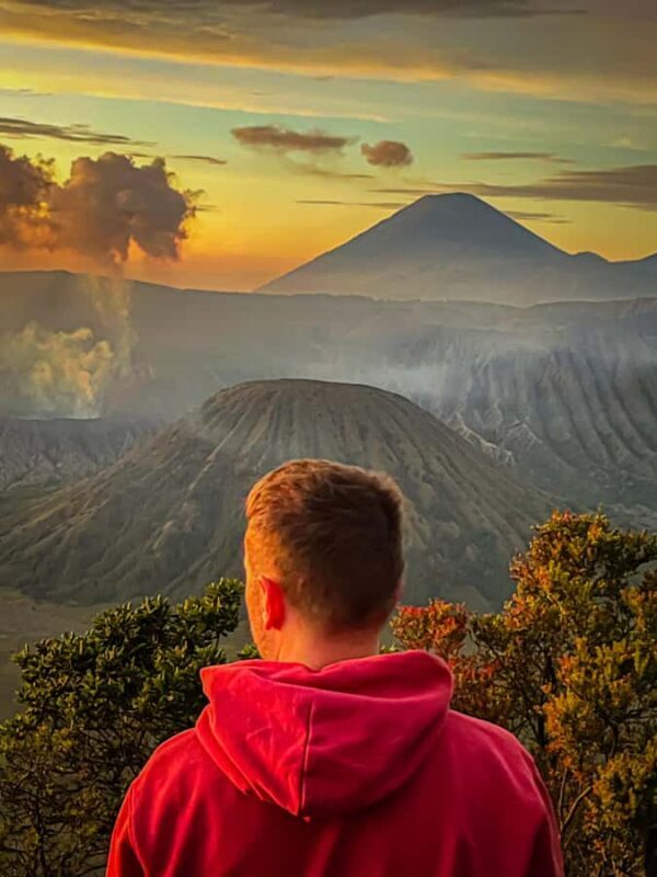 Explore Java in 4 Days: Tumpak Sewu, Bromo & Ijen Blue Fire - Guides & Local Insights