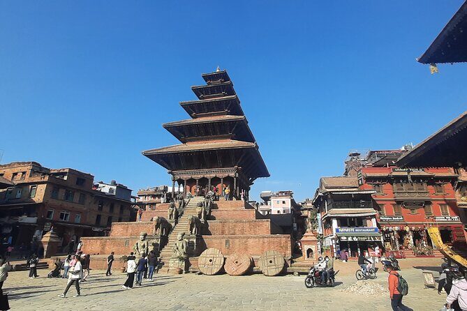 Explore Kathmandu in 2 Days: 5 UNESCO and Nagarkot Sunrise Tour - Transportation, Timing, and Group Size