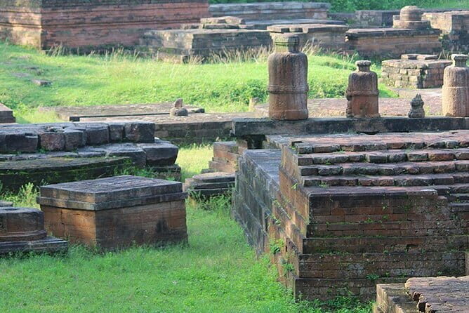 Explore Lalitagiri And Ratnagiri From Bhubaneswar With Lunch - A Closer Look at the Experience
