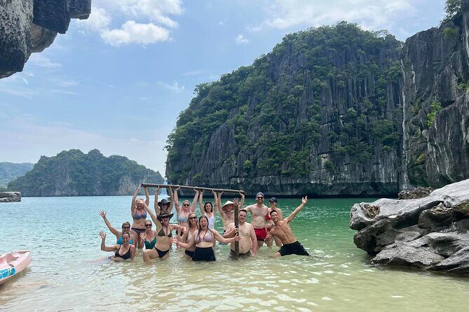 Explore Lan Ha, Halong Bay: Full-Day Boat Tour from Cat Ba Island - Exploring Dark & Light Cave