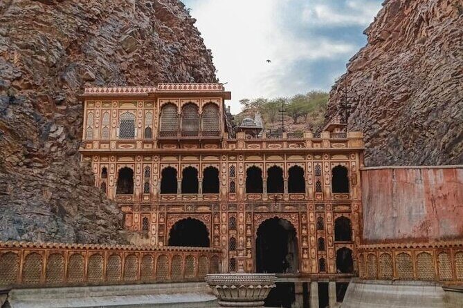 Explore Local Experience Jaipur Sightseeing Tour by Car + Guide - FAQ