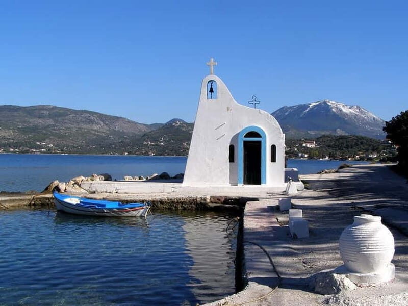 Explore Loutraki & Lake Vouliagmeni: Nature and Relaxation - Key Points