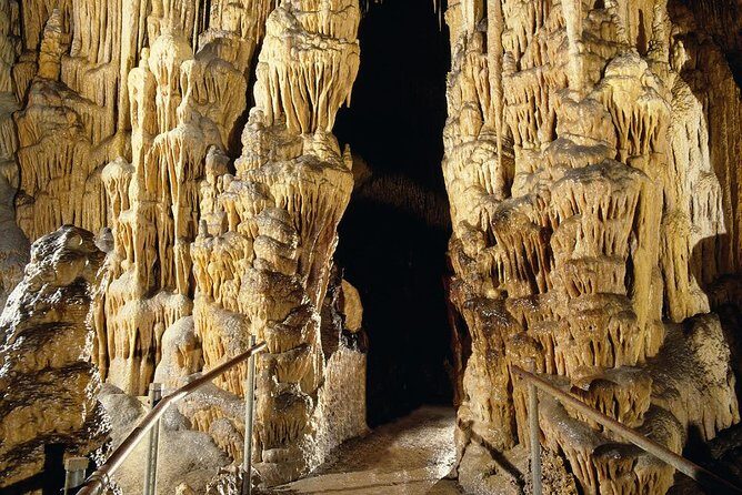 Explore Mallorca: Majorica Pearl Shop and Caves of Drach - FAQ