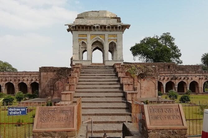 Explore Mandu's Architectural Marvels And Romantic Legends - Practical Details and Logistics