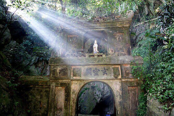 Explore Marble & Monkey Mountain in Afternoon Tour from Hoi An - The Heights of Monkey Mountain and Linh Ung Pagoda