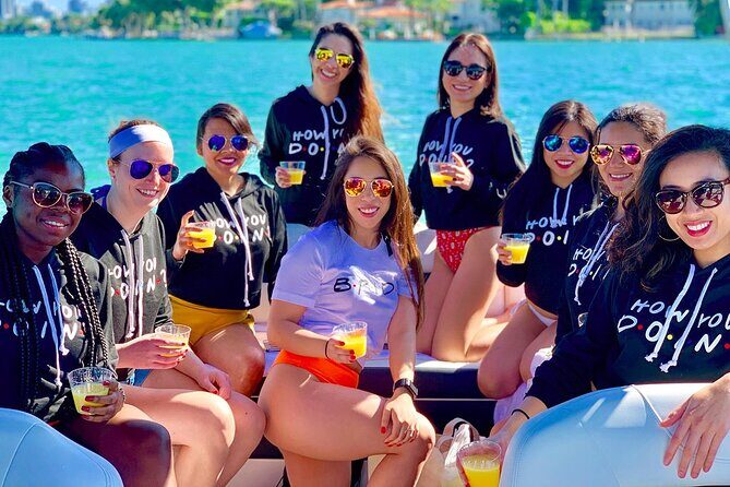 Explore Miami with a Private Boat Excursion - Discovering the Miami Waterway: A Personal Perspective