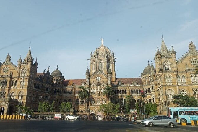 Explore Mumbai Iconic Landmarks and Hidden Gems - Exploring Mumbai’s Architectural Icons