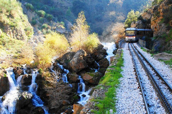 Explore nature & history in Kalavryta - Key Points