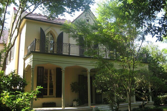 Explore New Orleans' Garden District: Private 2-hour Walking Tour - Practical Tips for Travelers