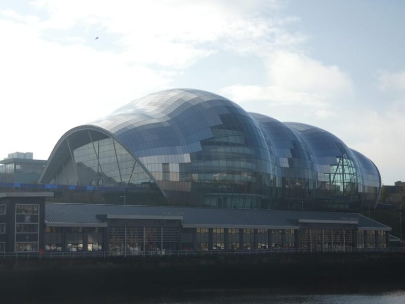 Explore Newcastle: 2 hour City Tours in Italian or English - Key Points