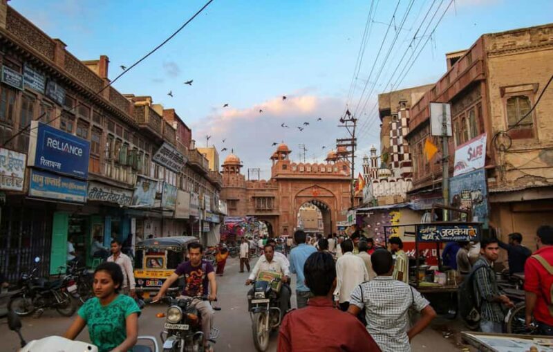 Explore Old Bikaner City: Guided Walking Tour by Foot - Key Points