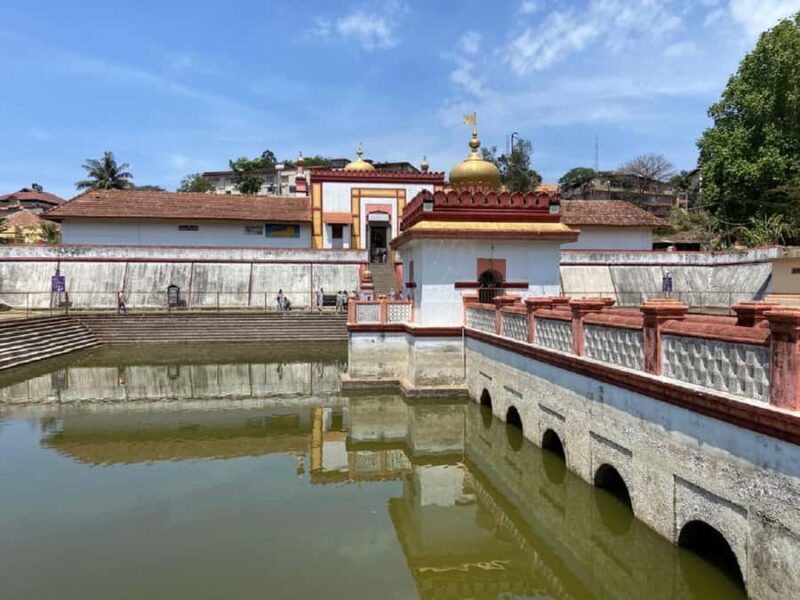 Explore Old Madikeri (Coorg): Guided Walking Tour by Foot - Key Points