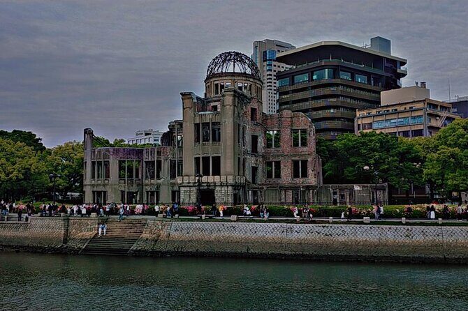''Explore Peace Memorial Park and the Atomic Bomb Dome'' - Key Points