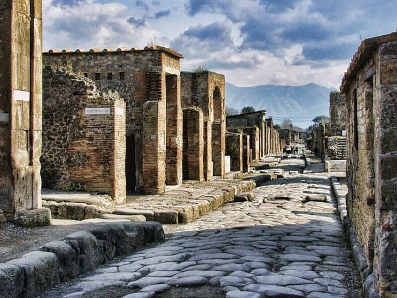 Explore Pompeii: Ruins, Forum & Ancient Villas Unveiled - FAQs