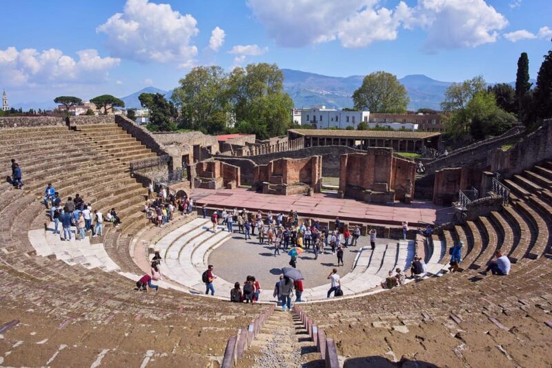 Explore Pompeii with a Complete Guided Tour - The Experience on the Ground