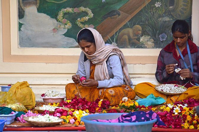 Explore Qutub Minar & Mehrauli Archaelogical Park with a Local Storyteller - The Sum Up: Why This Tour Works