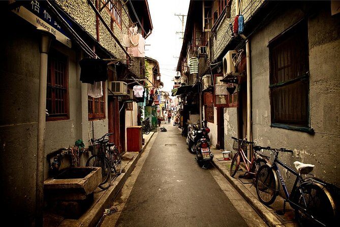Explore Shanghai Ancient Downtown with Authentic Local Food - Practical Details
