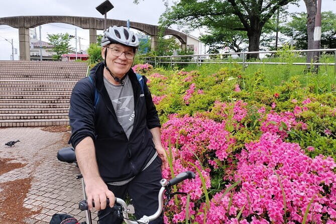 Explore Shibamata, Tokyo by folding bike - Break at Bicycle Coffee Tokyo in Kanamachi