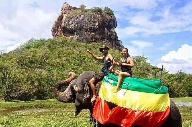 Explore Sri Lanka 8 Days - Day 5: Scenic Train to Ella and Little Adam’s Peak