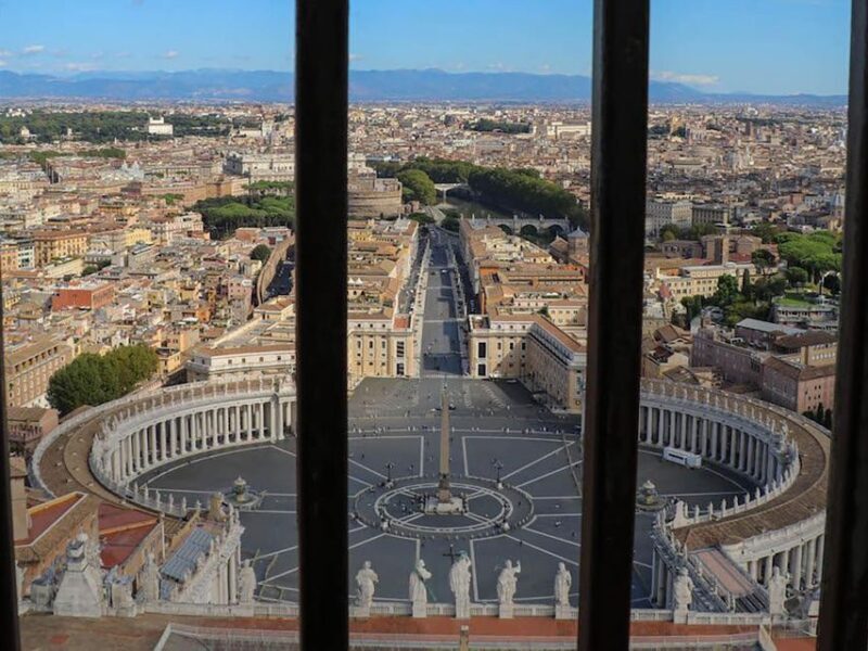 Explore St. Peter's Basilica: Pietà, Dome, & Papal Crypt - What Makes This Worthwhile?