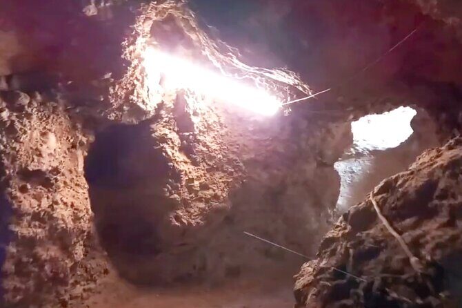 Explore Teotihuacán, Caves and Know Energetic Stones - A Complete Look at the Tour