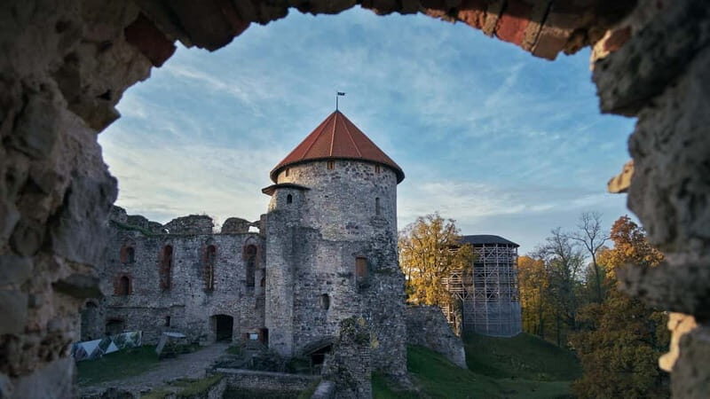 Explore the Baltics: Riga- Tallinn / Tallinn - Riga Daytrip - The Sum Up