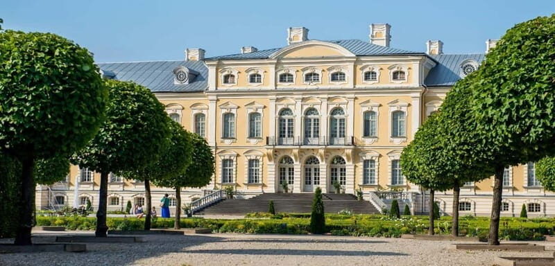 Explore the Baltics: Riga - Vilnius / Vilnius - Riga Daytrip - Key Points