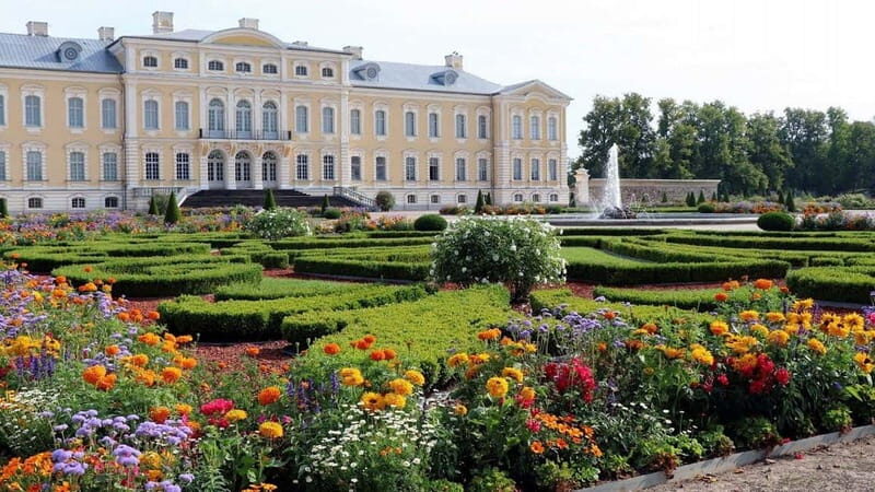 Explore the Baltics: Riga - Vilnius / Vilnius - Riga Daytrip - Summary