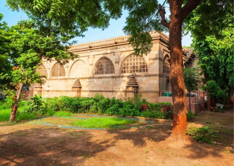 Explore the Best of Ahmedabad by Car (Guided Full Day Tour) - A Practical Overview of the Tour