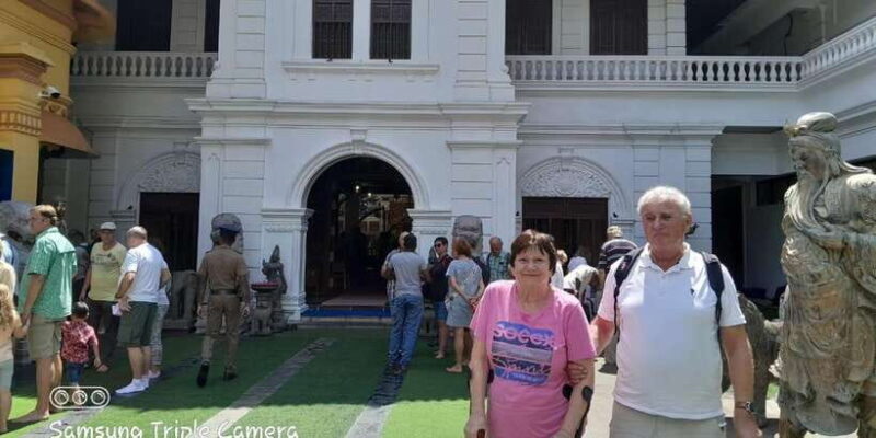 Explore The Colombo City by Private Tuk Tuk or Car - FAQ
