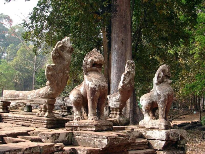 Explore the Grand Circuit Angkor Temples Private Tour - Detailed Breakdown of Each Site