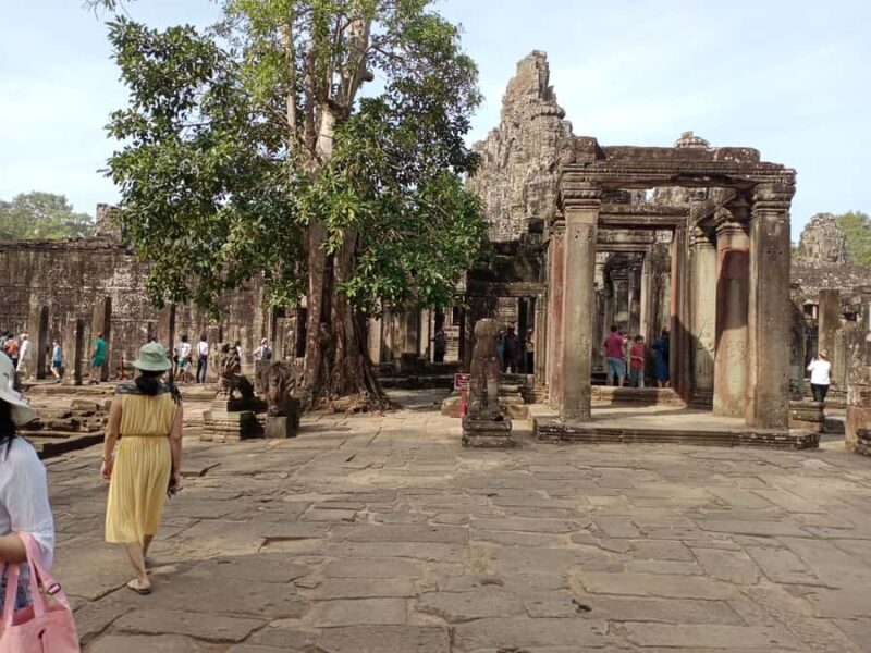 Explore the Grand Circuit Angkor Temples Private Tour - Practical Details and Tips