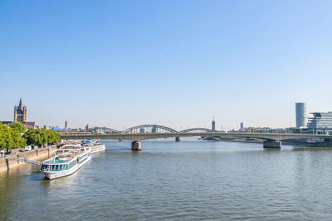 Explore the Instaworthy Spots of Cologne with a Local - Detailed Review of the Cologne Instagram Tour