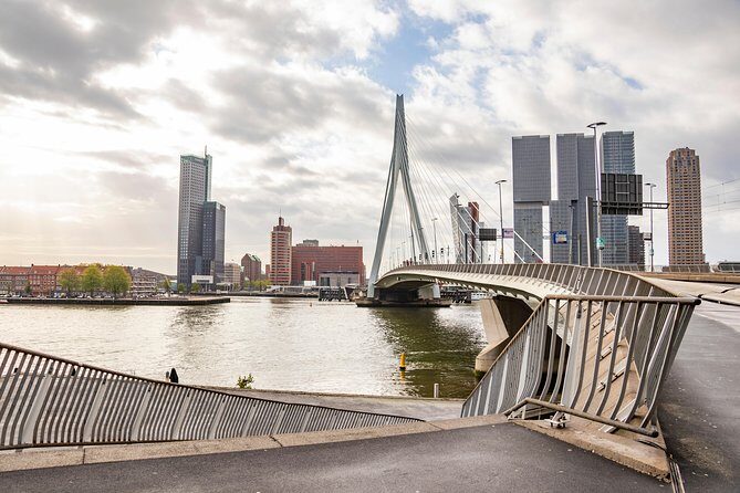 Explore the Instaworthy Spots of Rotterdam with a Local - A Deep Dive into the Rotterdam Photo Tour