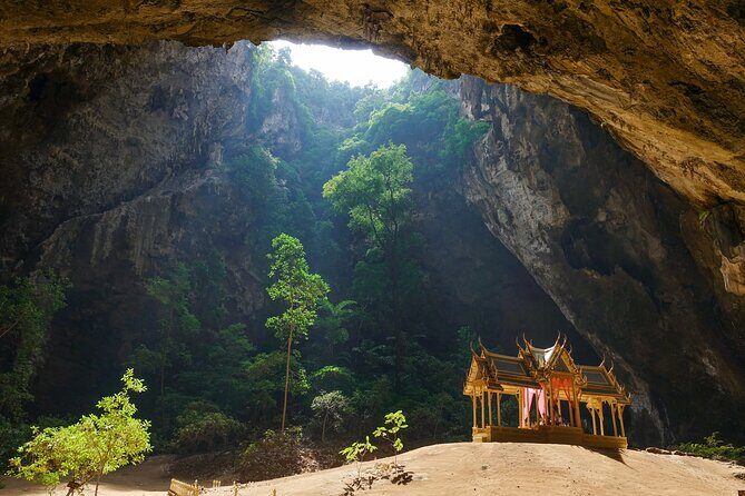 Explore the majestic cave of Sam Roi Yod - The Journey Begins: From Hua Hin to Sam Roi Yod
