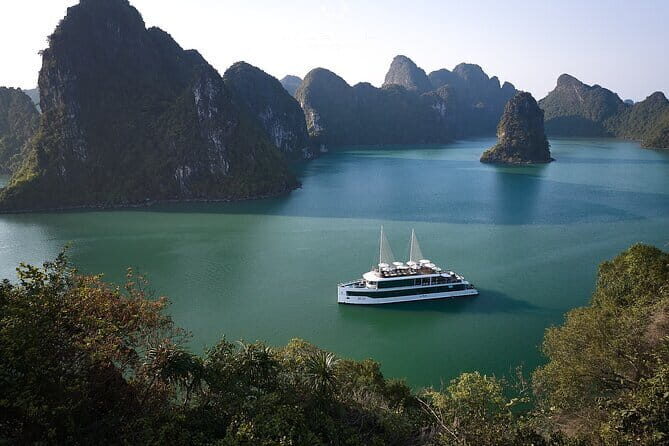 Explore the Wonders of Ha Long & Lan Ha Bay on Jade Sails Cruise - Key Points