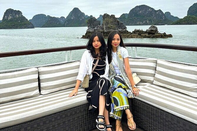 Explore the Wonders of Ha Long & Lan Ha Bay on Jade Sails Cruise - What Makes Jade Sails Stand Out?