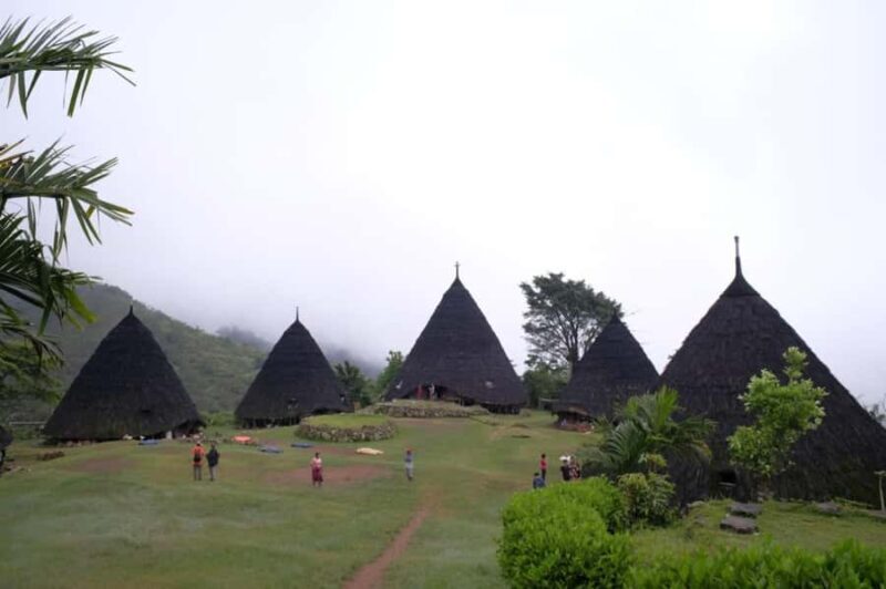 Explore Traditional Village of WAE REBO 2D/1N Shared Tour - Key Points