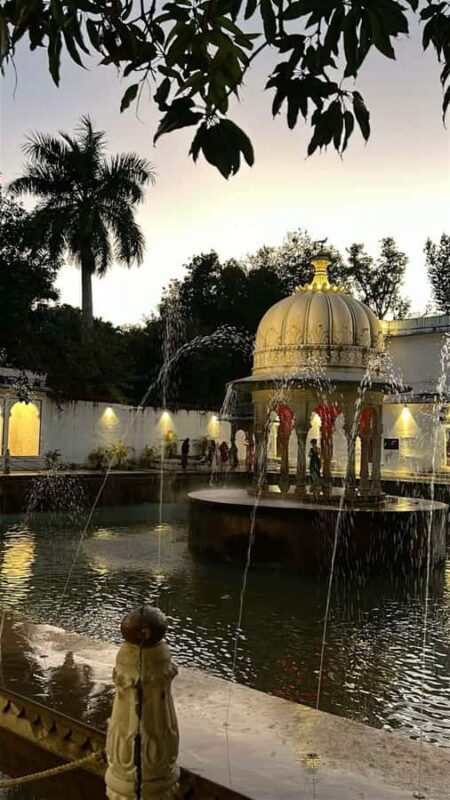 Explore Udaipur in One Day  Private Tour by Car With Guide - FAQ