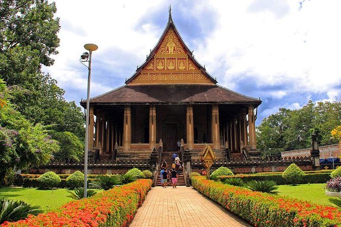Explore Vientiane and Local Villages Biking Tour - A Full Day of Scenic and Cultural Discovery