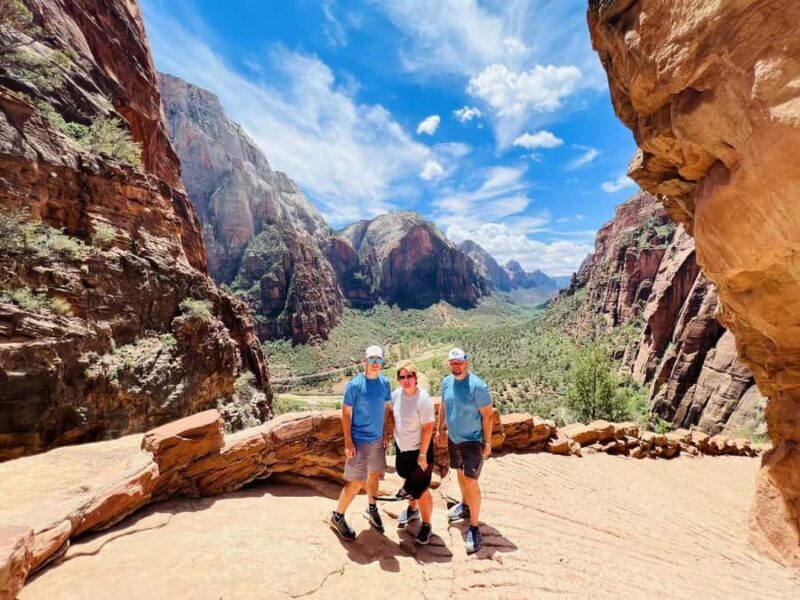 Explore Zion: Private Hiking Photography Tour from Las Vegas - Exploring Zion: Private Hiking Photography Tour from Las Vegas
