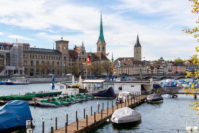 Explore Zurich in 60 minutes with a Local - Key Points
