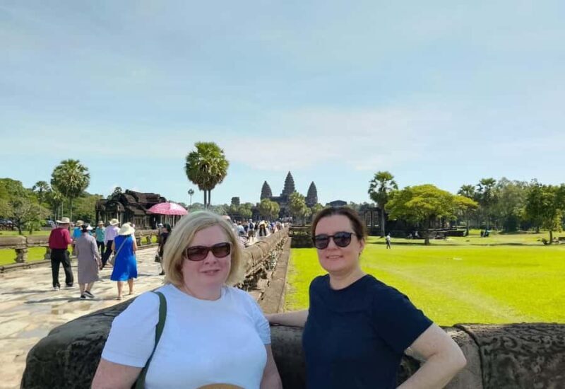 Exploring Angkor Wat: A Tour from Phnom Penh to Siem Reap - The Experience in Detail