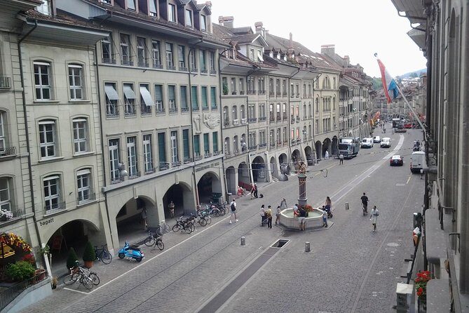 Exploring Bern City: Swiss Capital Private Walking Half-Day Tour - How the Tour Works: What Youll Experience